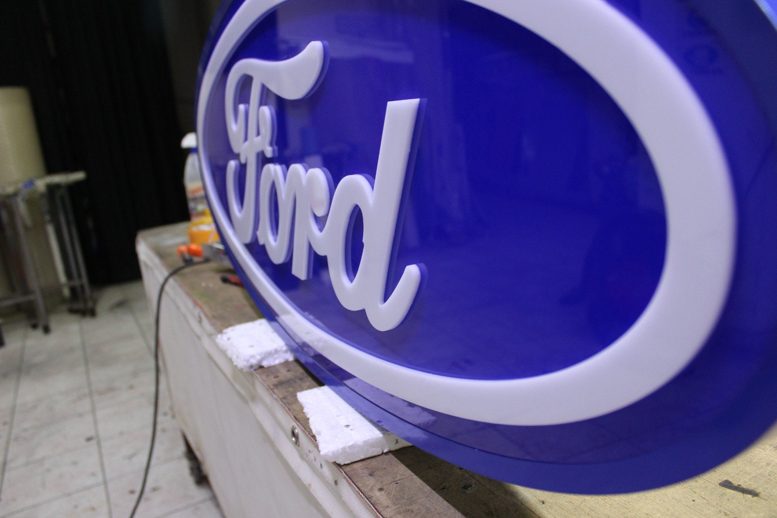 Led Light Ford Sign, Ford Led Logo, Ford Led Light, Ford Wall Light ...