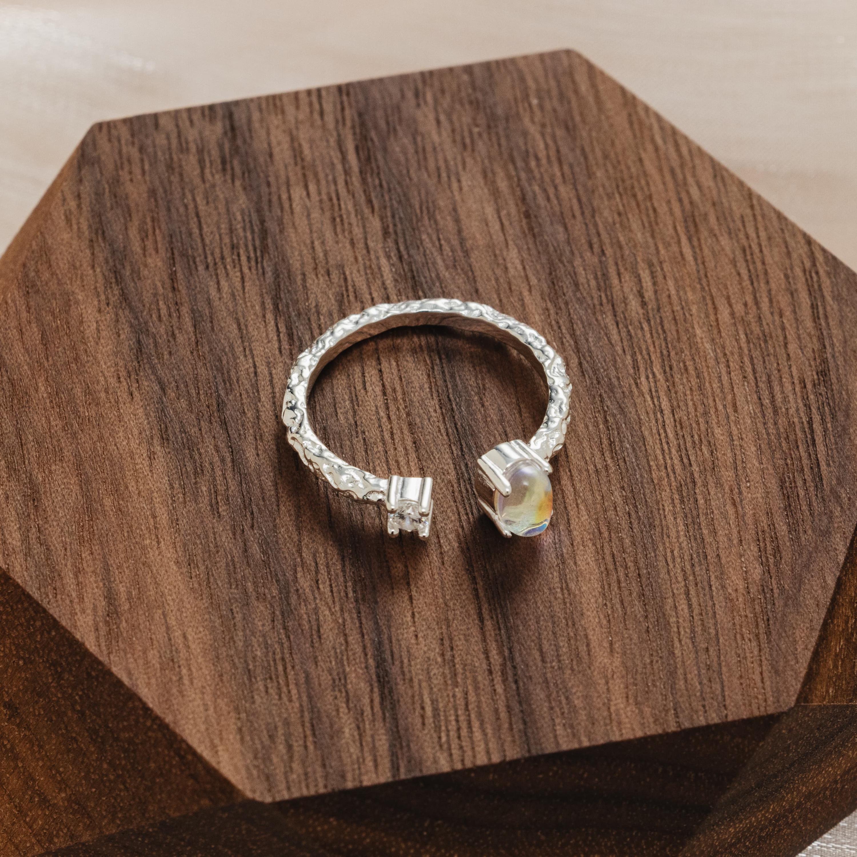 Rainbow Moonstone Foil Texture Adjustable Ring, Moonstone and Zirconia ...