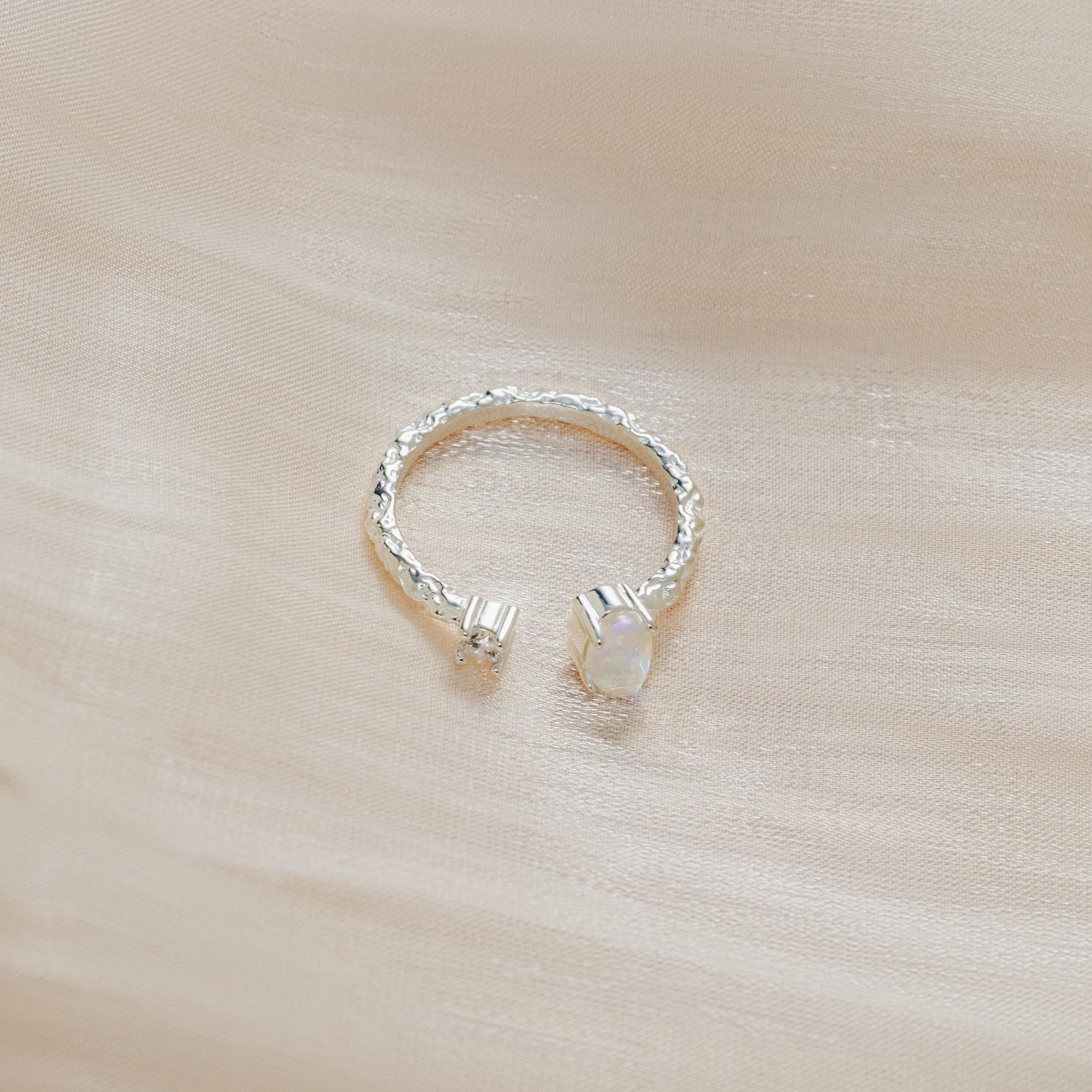 Rainbow Moonstone Foil Texture Adjustable Ring, Moonstone and Zirconia ...