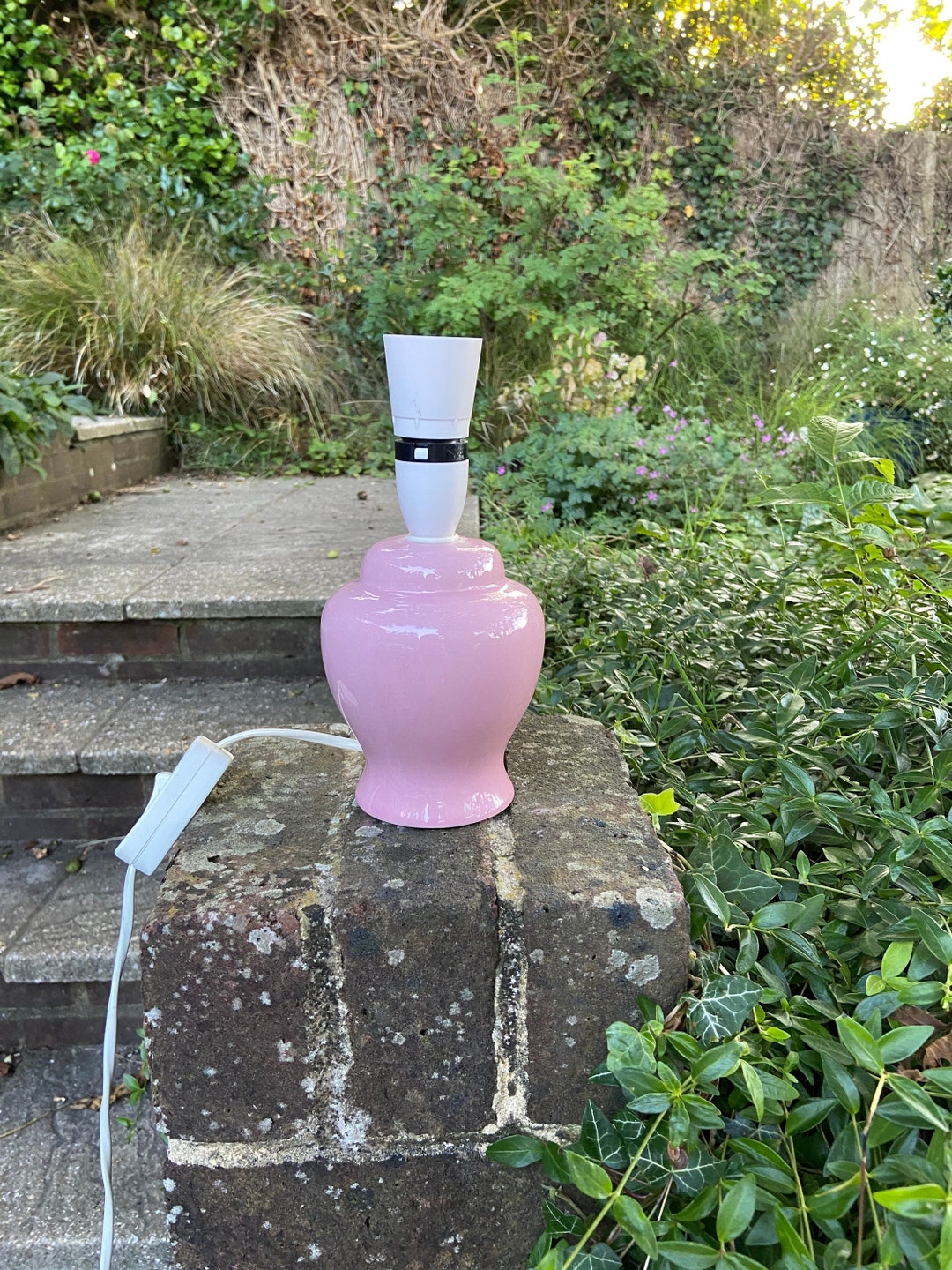 Vintage Pretty in Pink 1970s Table Lamp Original Retro Table Lamp in ...