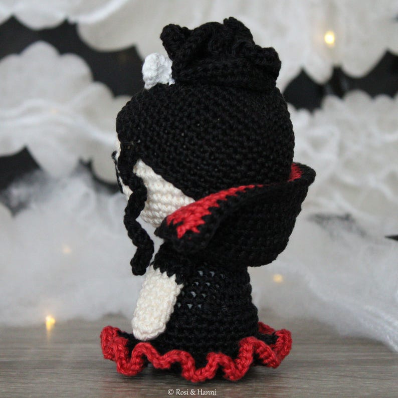 Crochet Pattern Mrs Dracula | PDF File | Crochet Vampire | Halloween ...