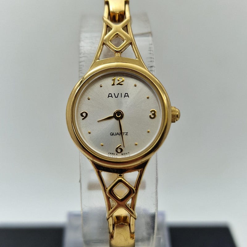 Avia Vintage Watch - Etsy UK