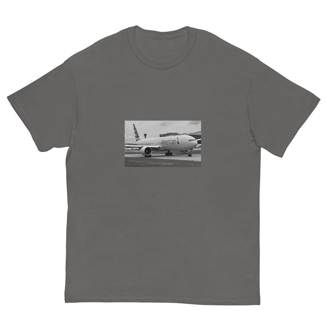American Airlines Boeing 777 T-shirt: Aviation Gift for Pilots - Etsy