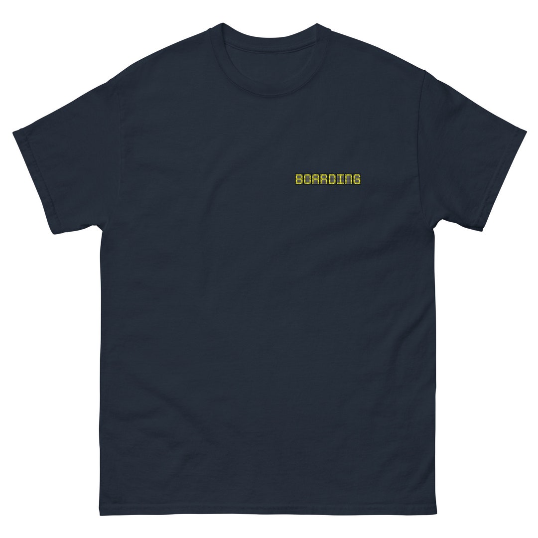 Traveller Airport Sign Boarding Men's Classic Tee JFK CDG LHR Lax ...
