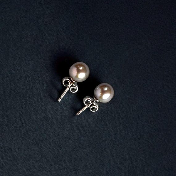 Vintage Japanese Tokyo Furuya Akoya Pearl stud earrin… - Gem