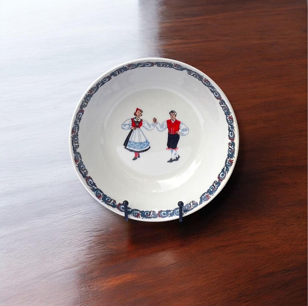 Vintage Figgjo Porcelain Serving and All Purpose Bowls With Norwegian ...