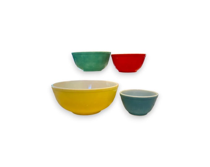 Vintage Primary Colors Pyrex Mixing Bowl Set - Midcentury (1945-1968 ...