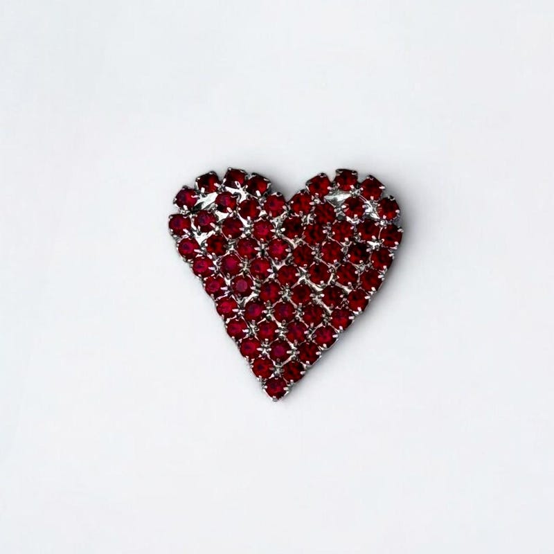 Red Vintage Brooch - Etsy