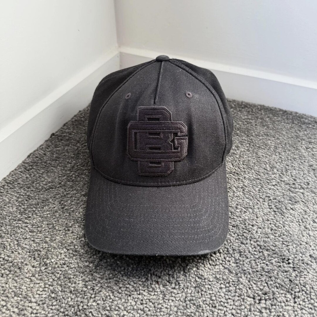 Mitchell and Ness Sports Baseball Cap Minimalist Athletic Cap Generic ...