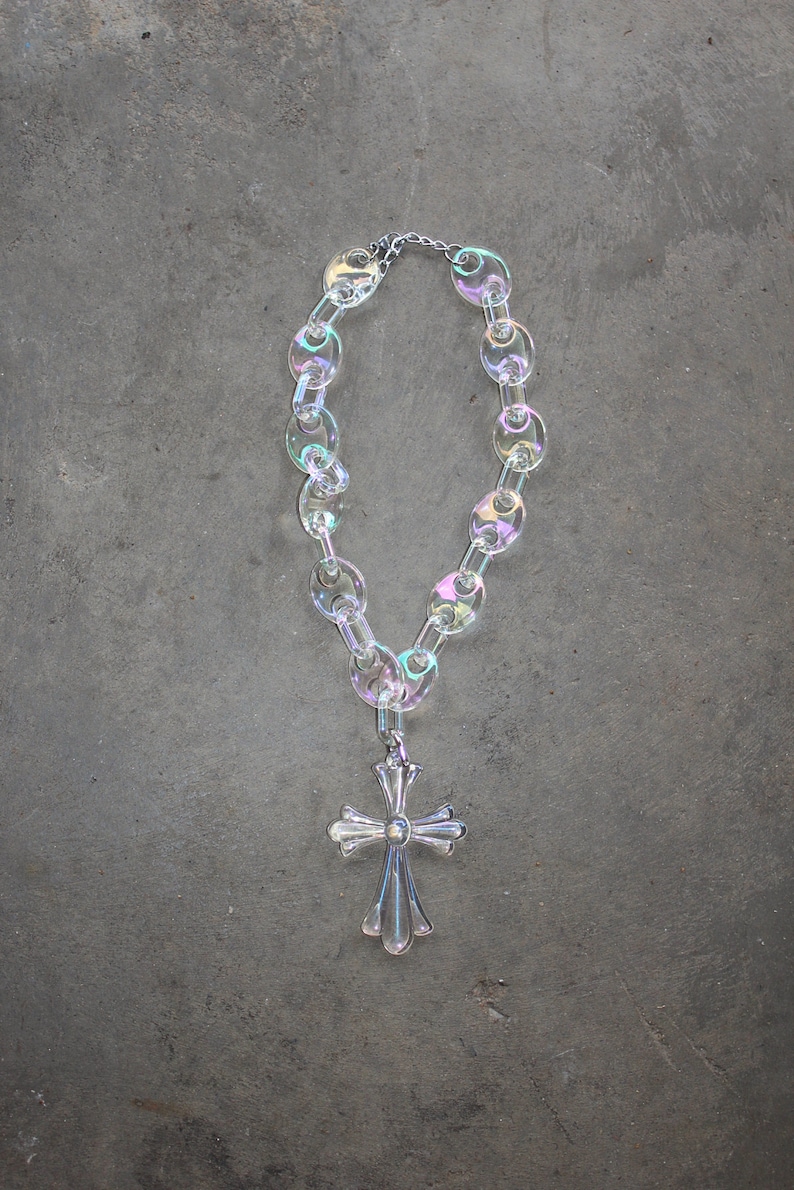 Cross Style Necklace - Acrylic Link Gothic Chain With Cross Design ...