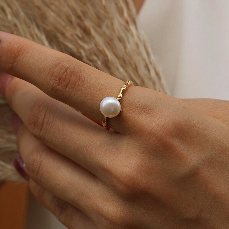 Single Pearl Ring - Etsy