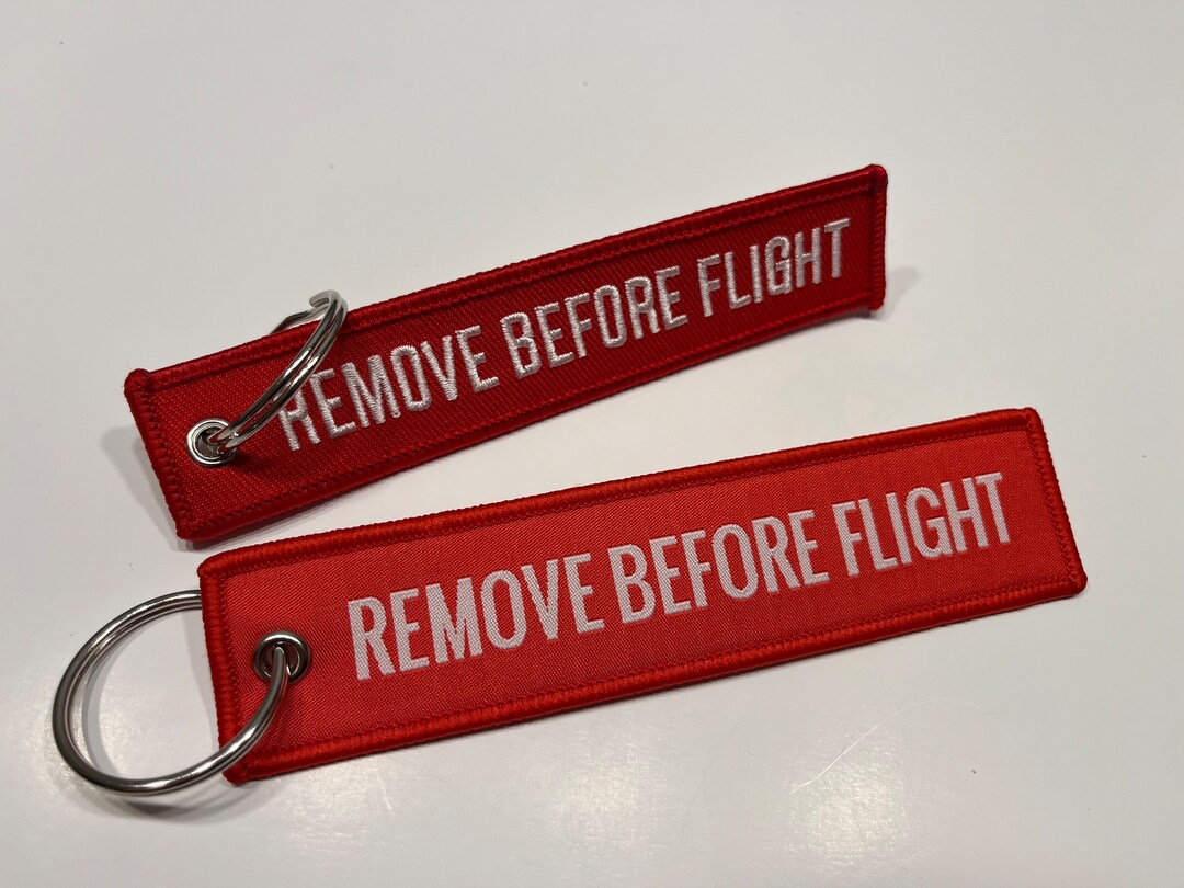 REMOVE BEFORE FLIGHT Keychain Red Airplane Pendant Classic Keychain ...