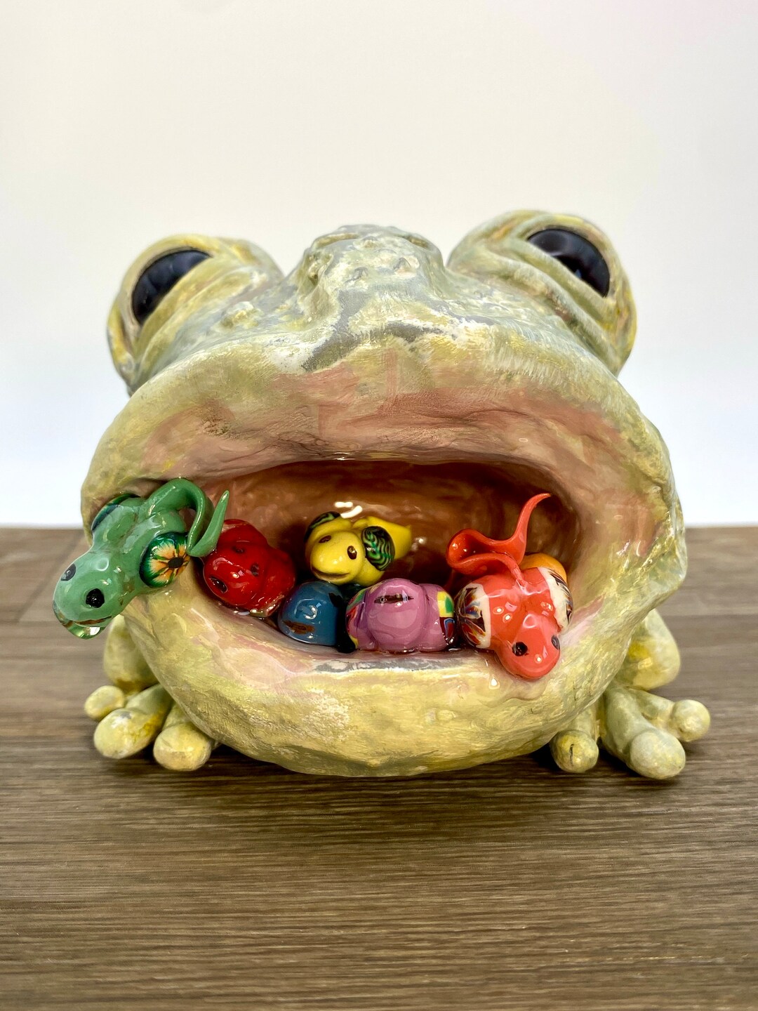 Frog Figurine Frog With Tadpole Sculpture Desk Ornament Mini Sculpture ...