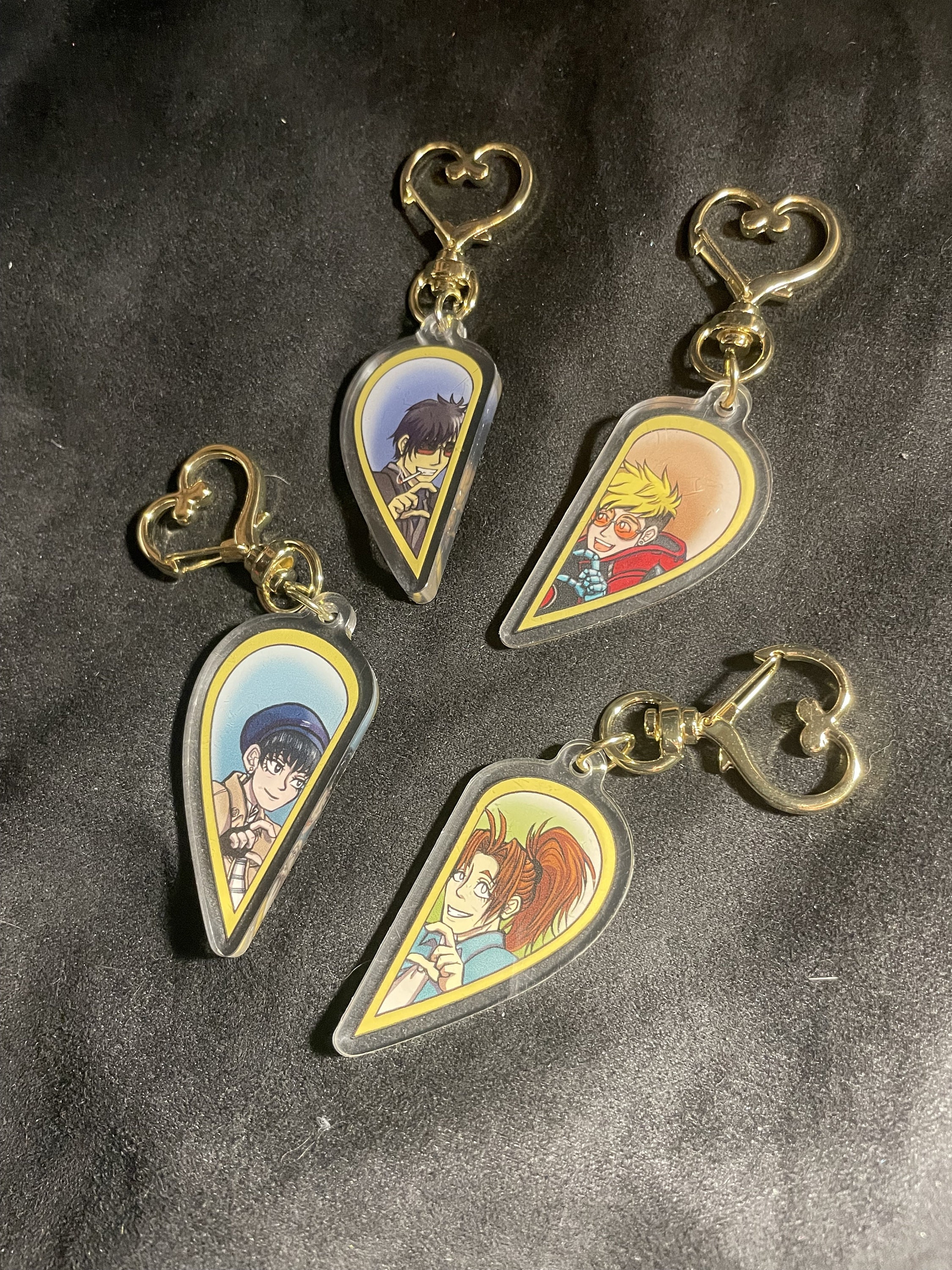 Trigun Ship Heart Keychains - Etsy