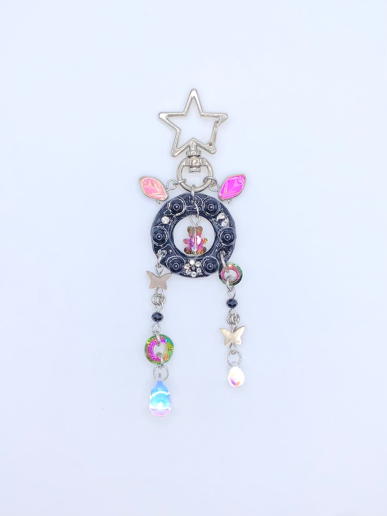 Tech Trinketz, Cybergoth, Vaporwave, Futuristic Inspired Phonecharm ...