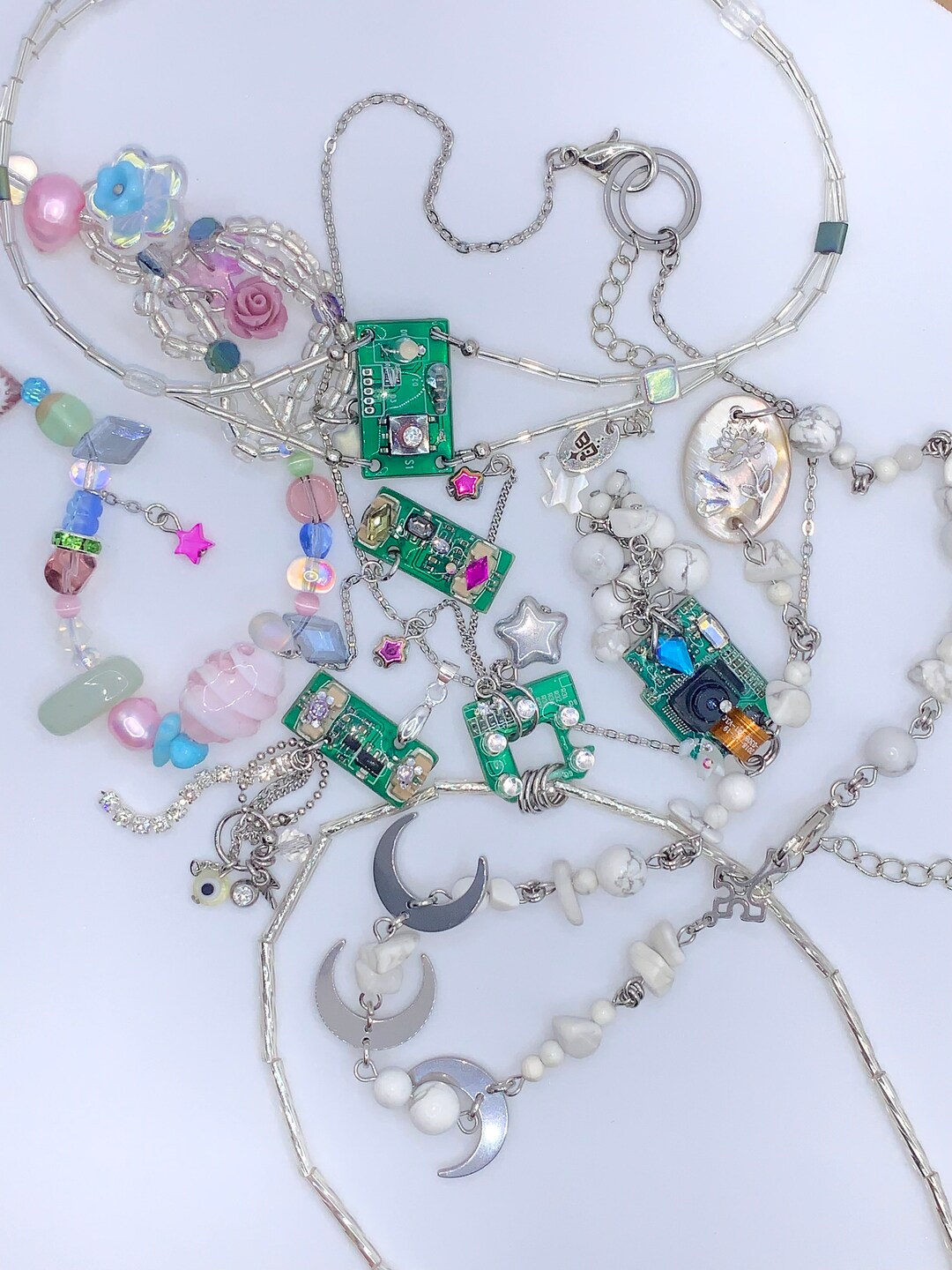 Ke3p Dr3am1ng Collection Cybercore, Dreamcore, Y2k, Minimalist ...