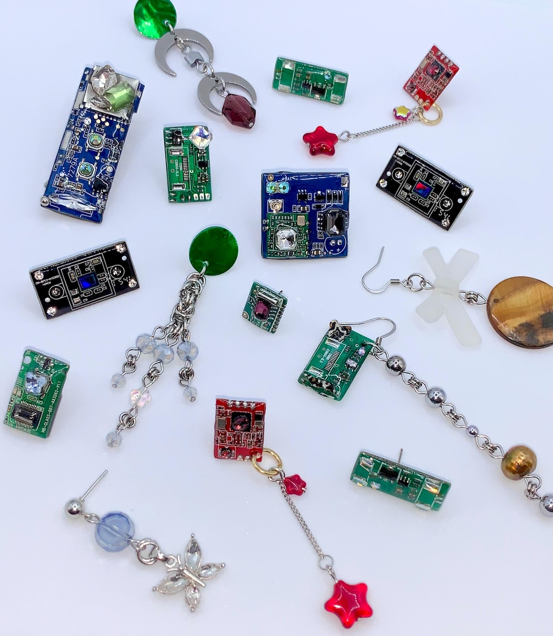 C1rcu1t Butt0n Earrings Pt. 1 || Chic, Cybercore, Y2k, Inspire Handmade ...