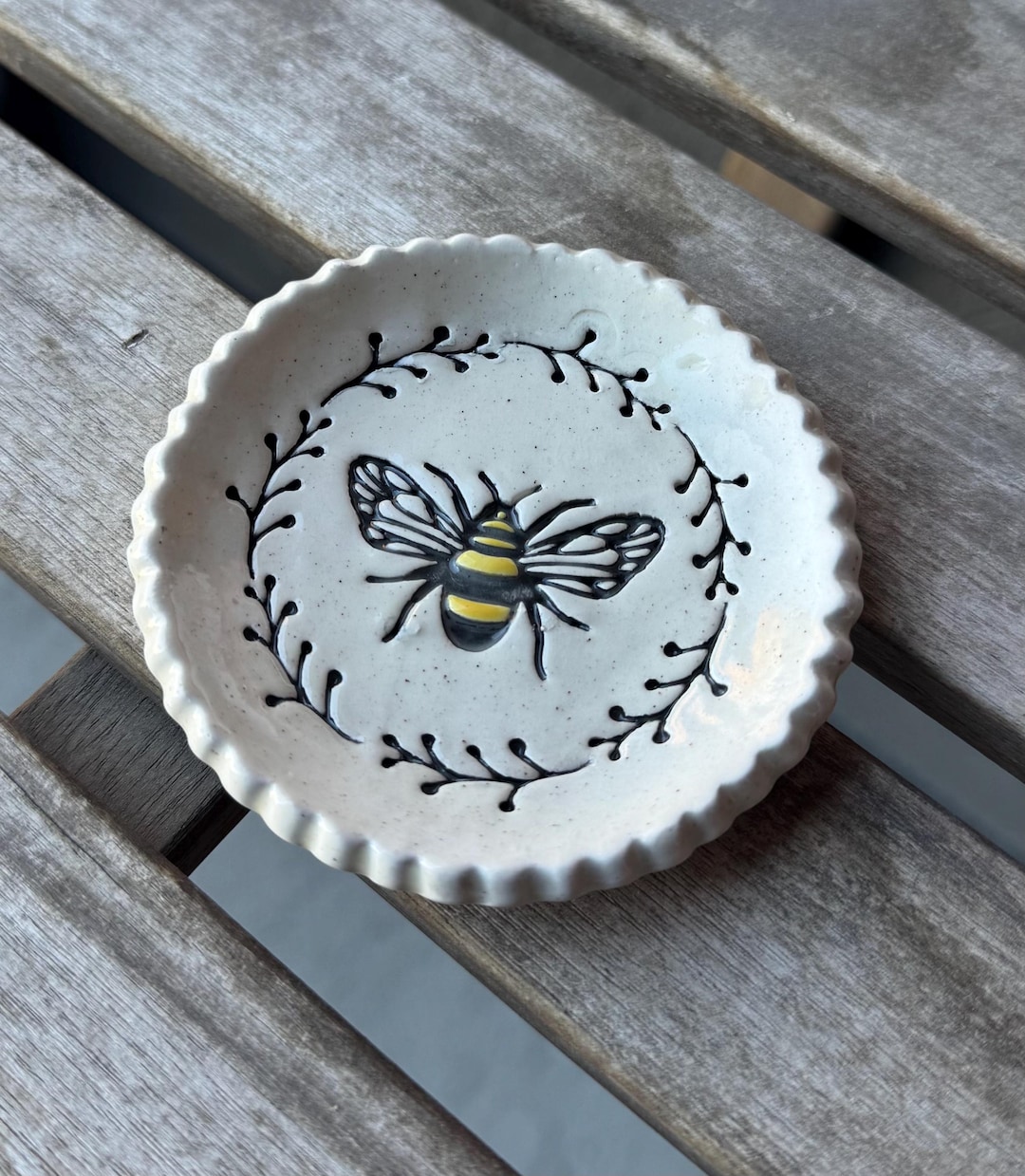 Handmade Bee Ceramic Jewelry Dish: Beespoke Trinket Tray - Etsy
