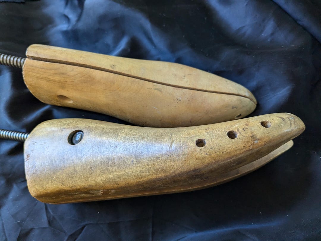 Vintage Wooden Shoe Stretchers: Pair of 8" Antique Shoe Forms - Etsy