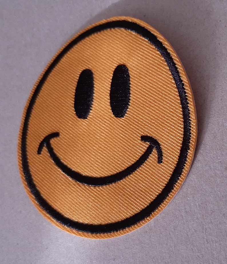 Yellow Smiley Face Sew or Iron on Patch, Fun Happy Emoji Emoticon Cloth ...
