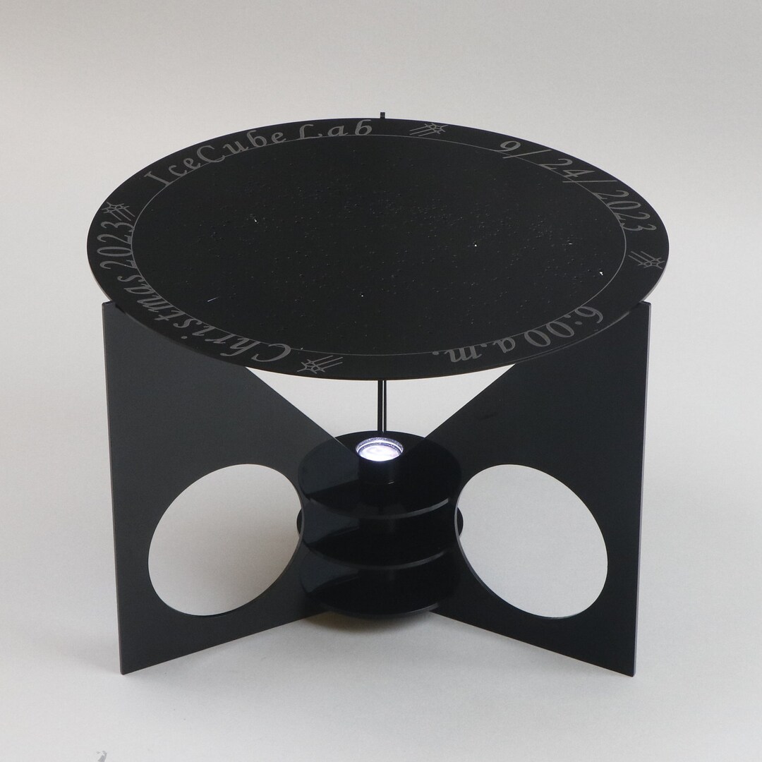 Custom Projector-mesmerizing Night Light With Star Patterns Projections ...