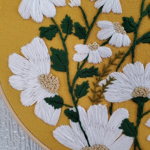 Embroidery Daisy With Yellow Background - Etsy