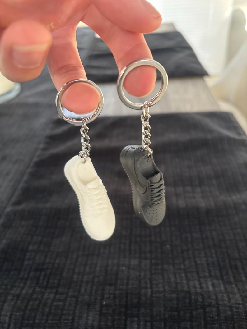 Air Force 1 Sneaker Keychain – Mini Shoe Keychain, Streetwear Sneaker ...