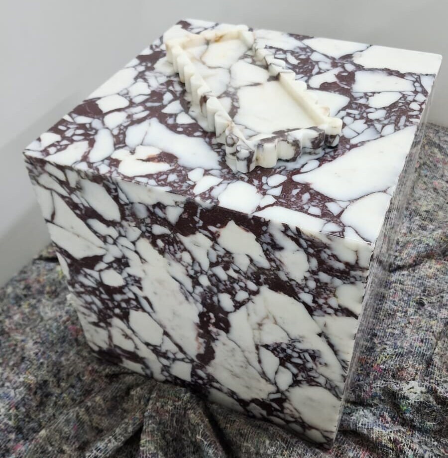 Calacatta Viola Marble Plinth Coffee Table: Custom End Table (15.7") - Etsy