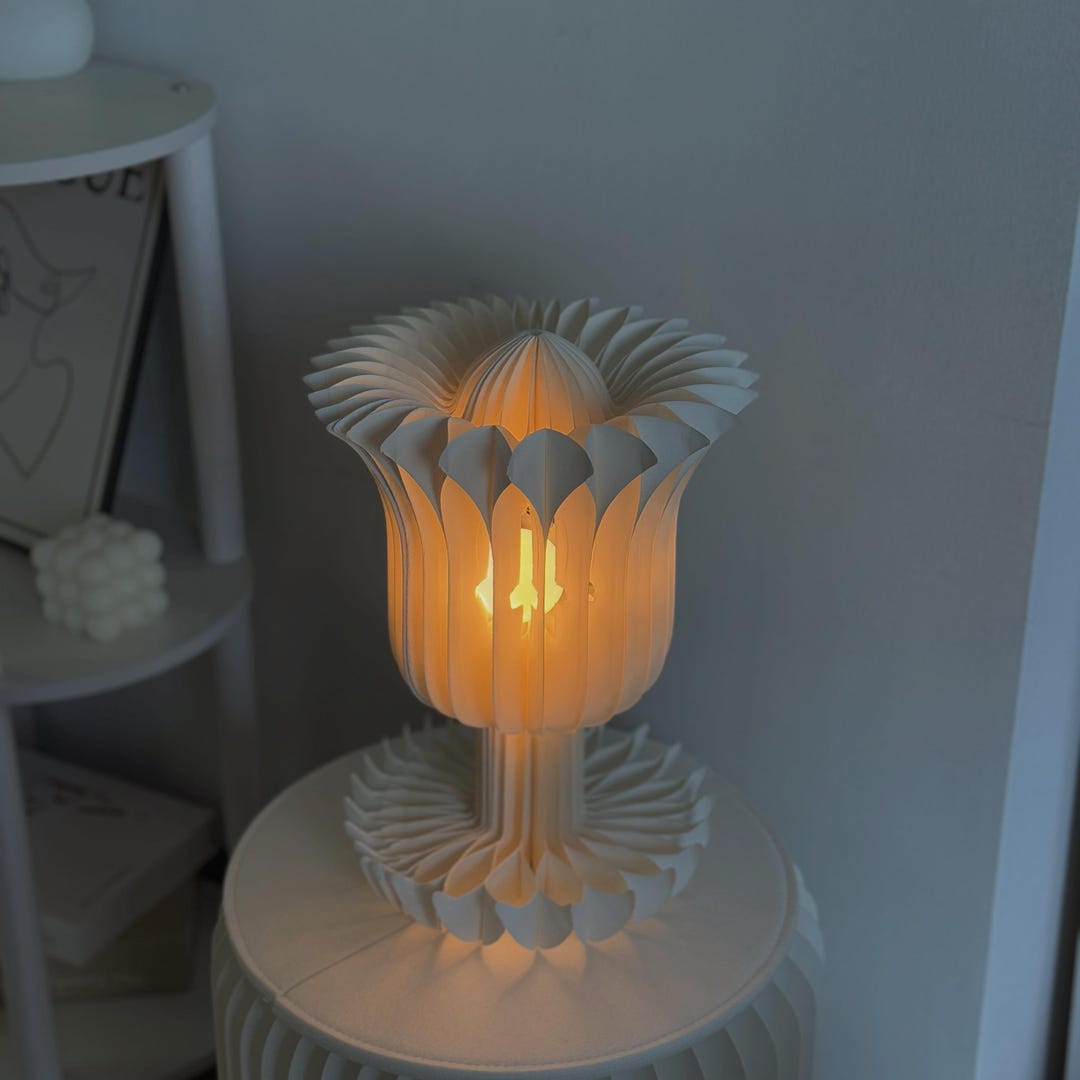 Tulip Flower Origami Light, Handmade Paper Lamp, Modern Bedside Lamp ...