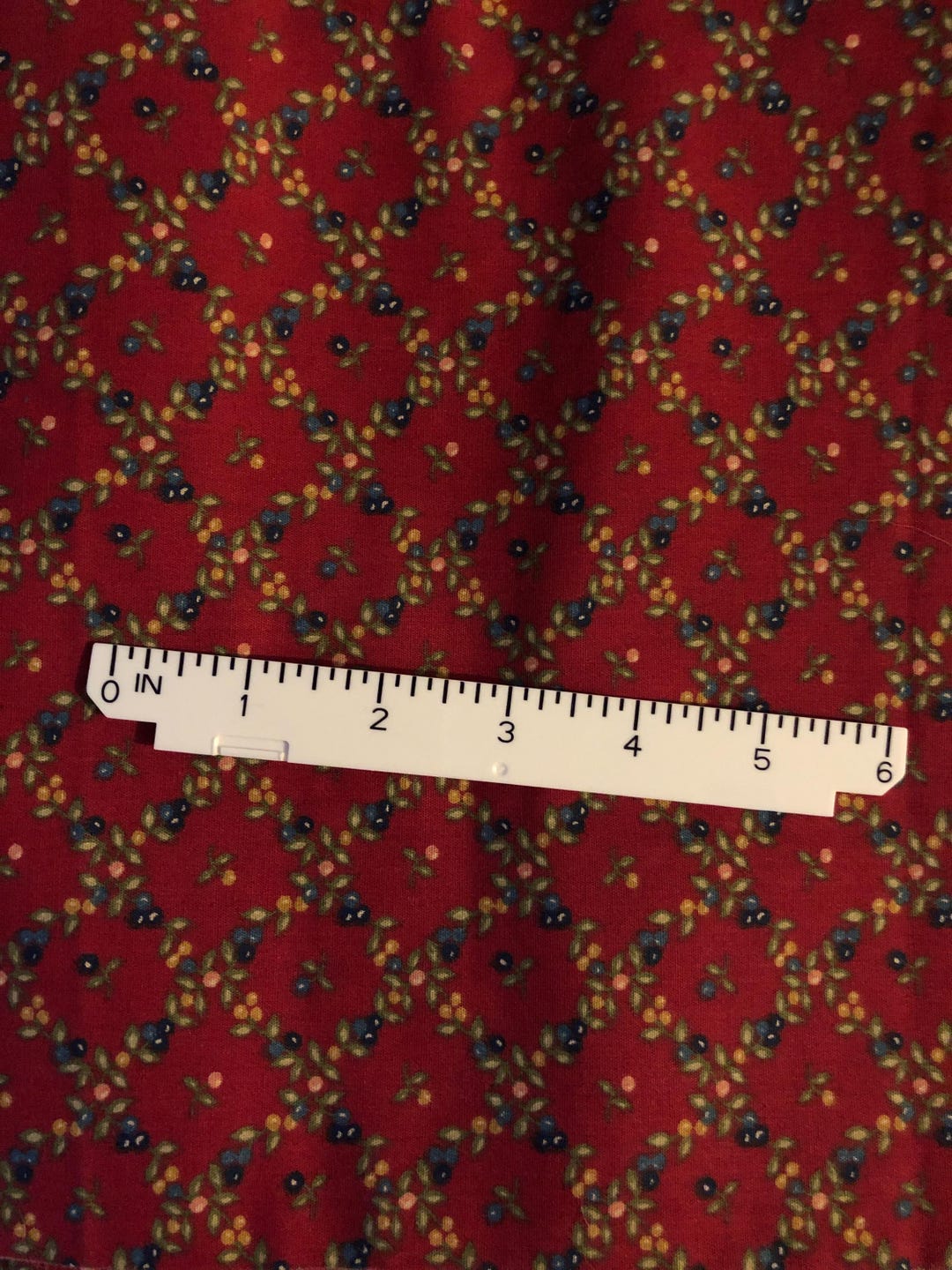 Cotton Broadcloth Red Floral Fabric - Etsy