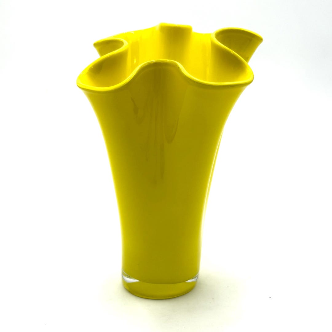 Art Glass Yellow Ruffle Top Hand Blown Handkerchief Vase Made Poland ...