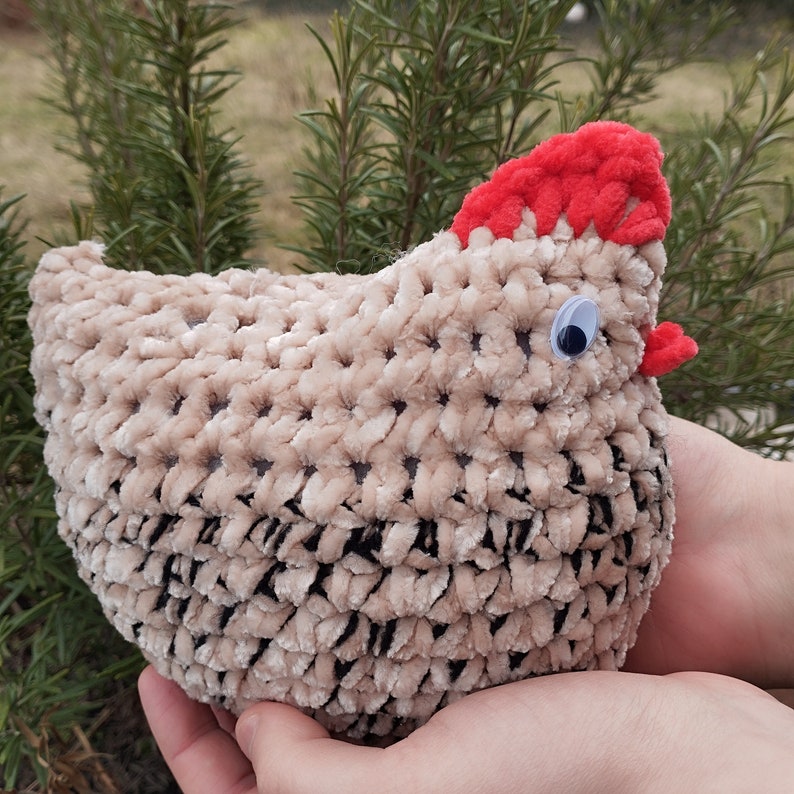Amigurumi Chicken Crochet Pattern – Chenille Yarn Plush, Easter Decor ...