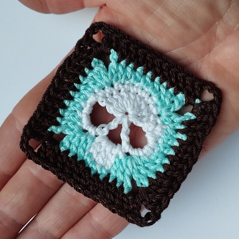 Skull Crochet Pattern: Granny Square, Triangle, Circle, Hexagon (4 PDF ...