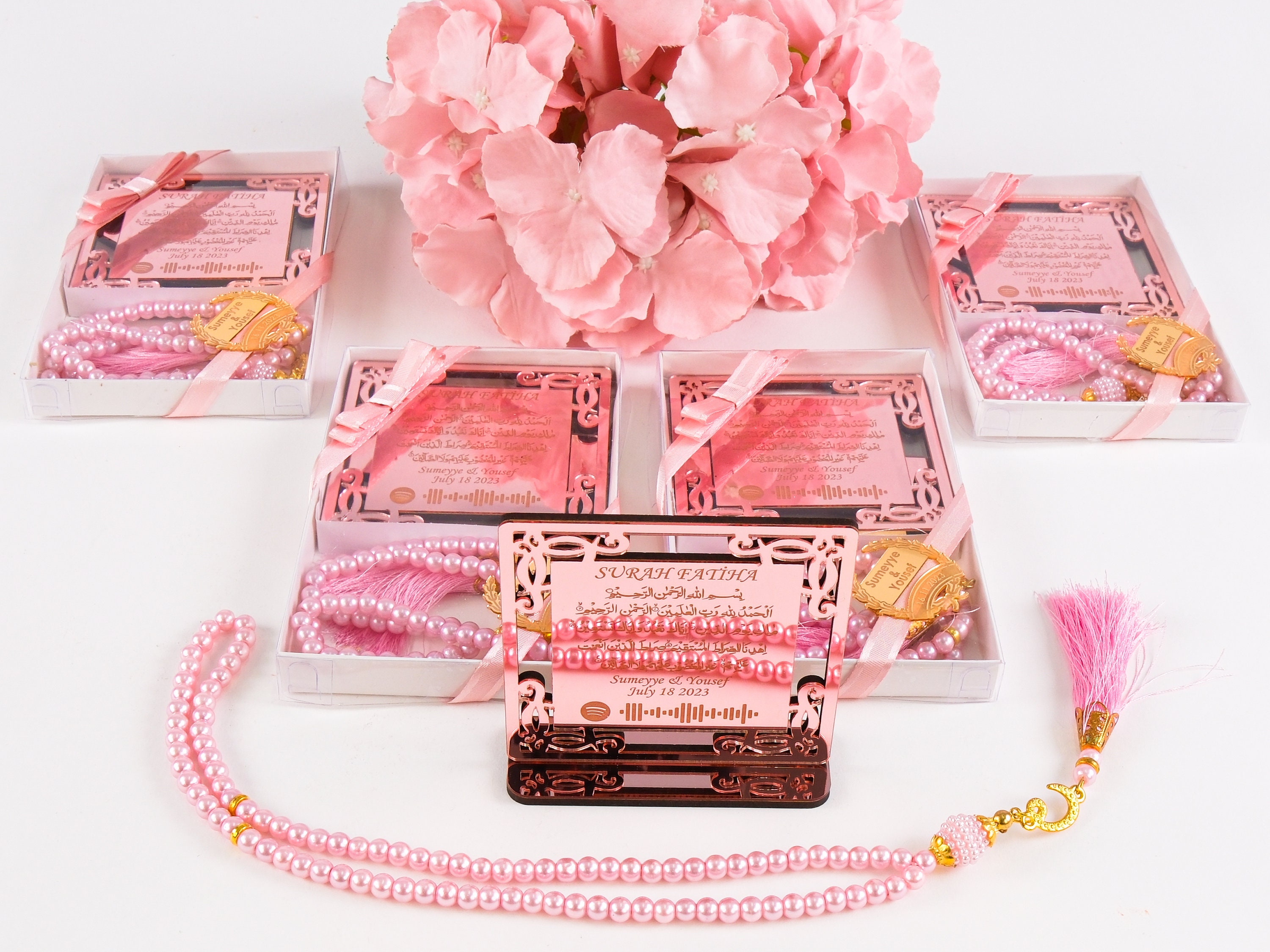 Personalized Surah Al-fatihah on Stand & Tasbeeh Favors Wedding Nikkah ...