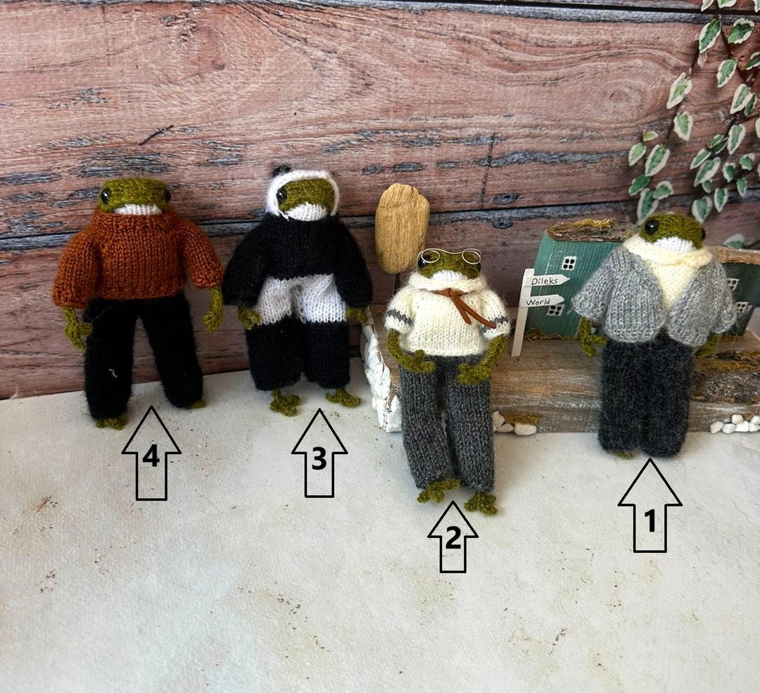 Knitted 4 Different Frogs in Sweaters , Toad in Sweater , Frog Plush ...