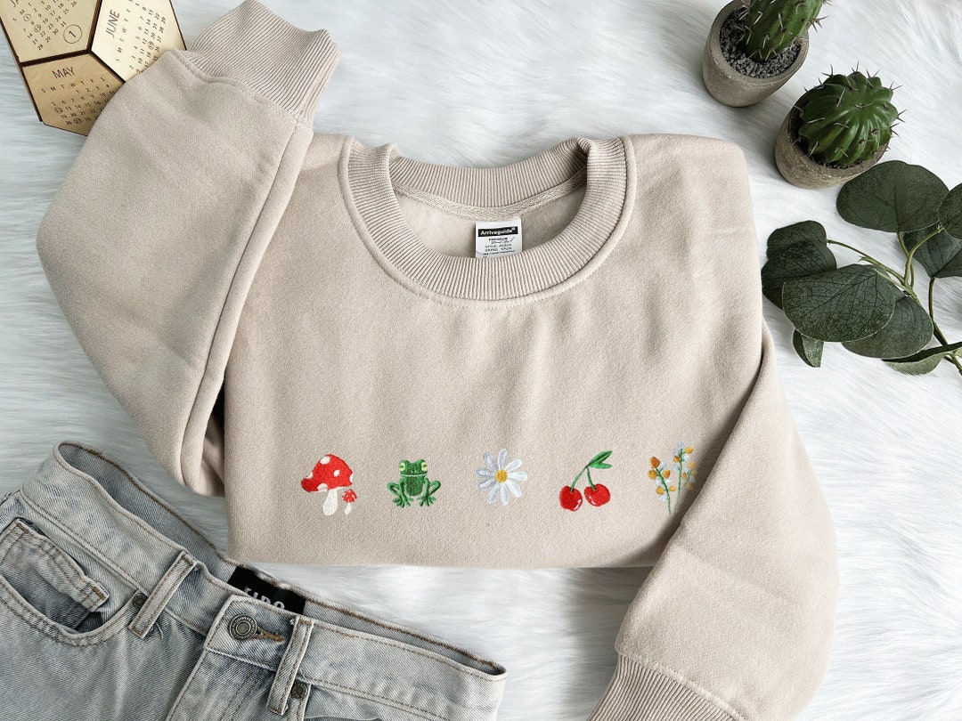 Cute Daisy Mushroom Frog Embroidered Sweatshirt, Embroidered Mushroom ...