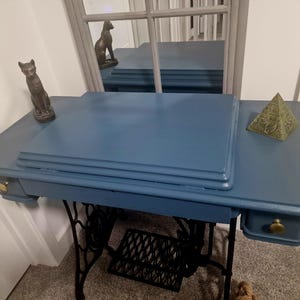 Singer Sewing Machine Hall / Console Table. - Etsy