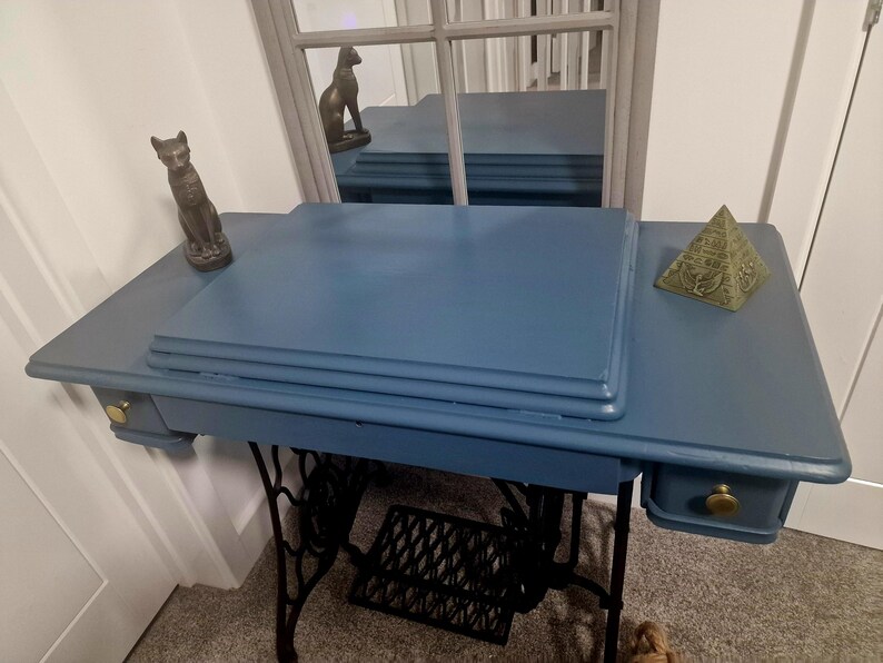 Singer Sewing Machine Hall / Console Table. - Etsy