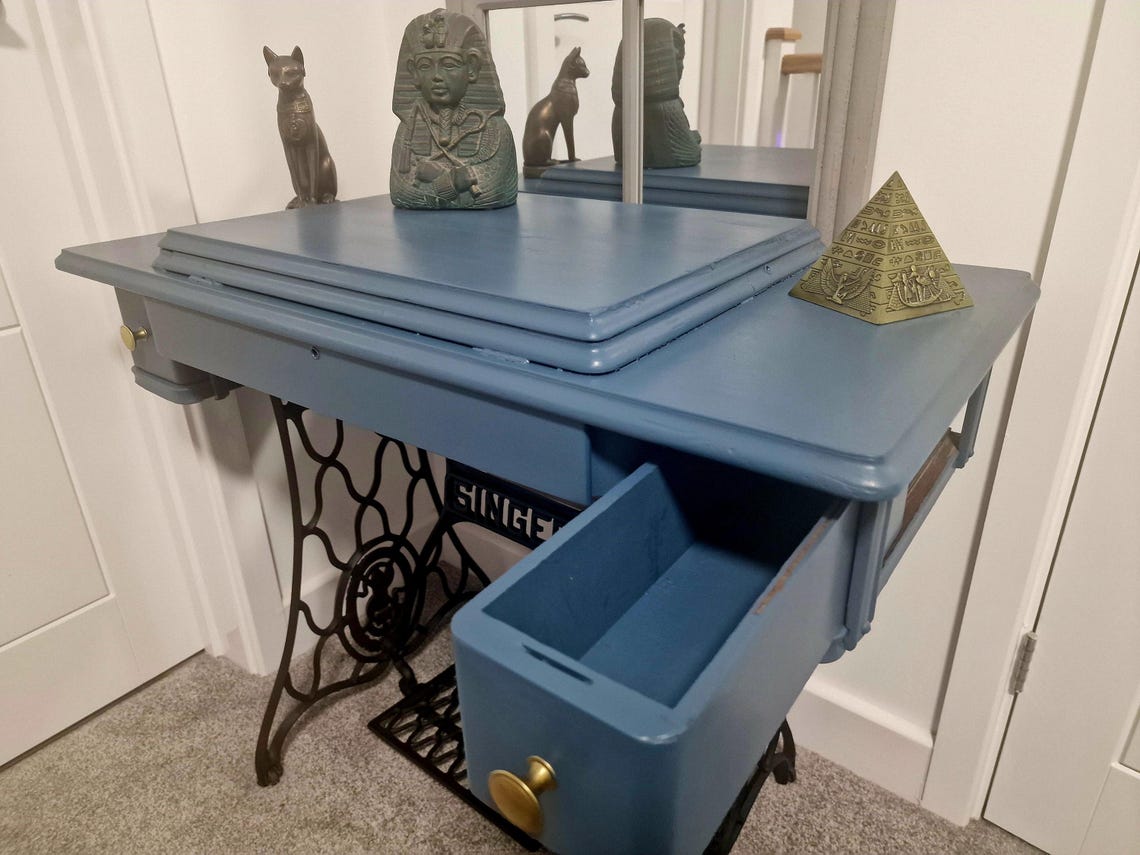 Singer Sewing Machine Hall / Console Table. - Etsy