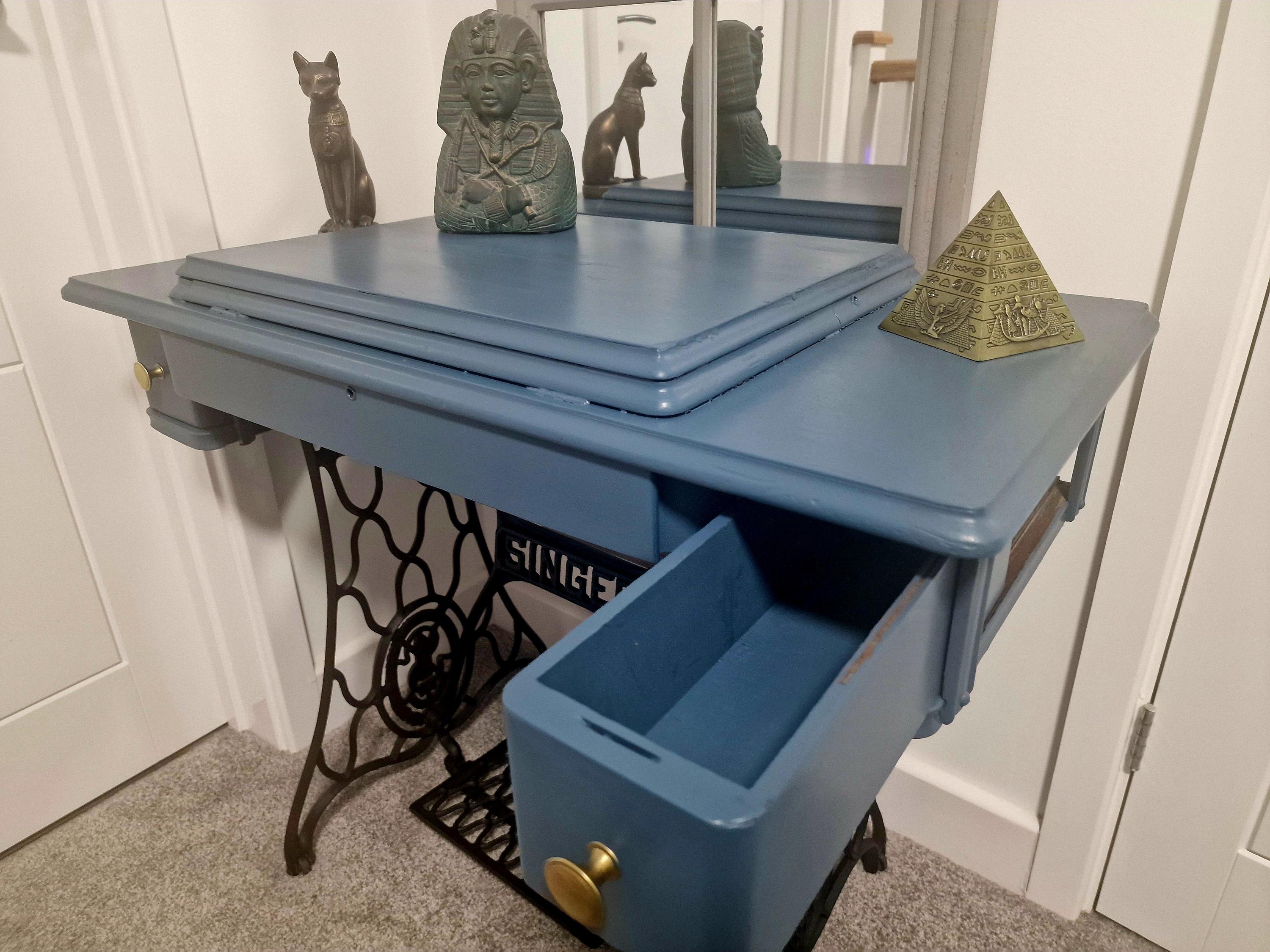 Singer Sewing Machine Hall / Console Table. - Etsy