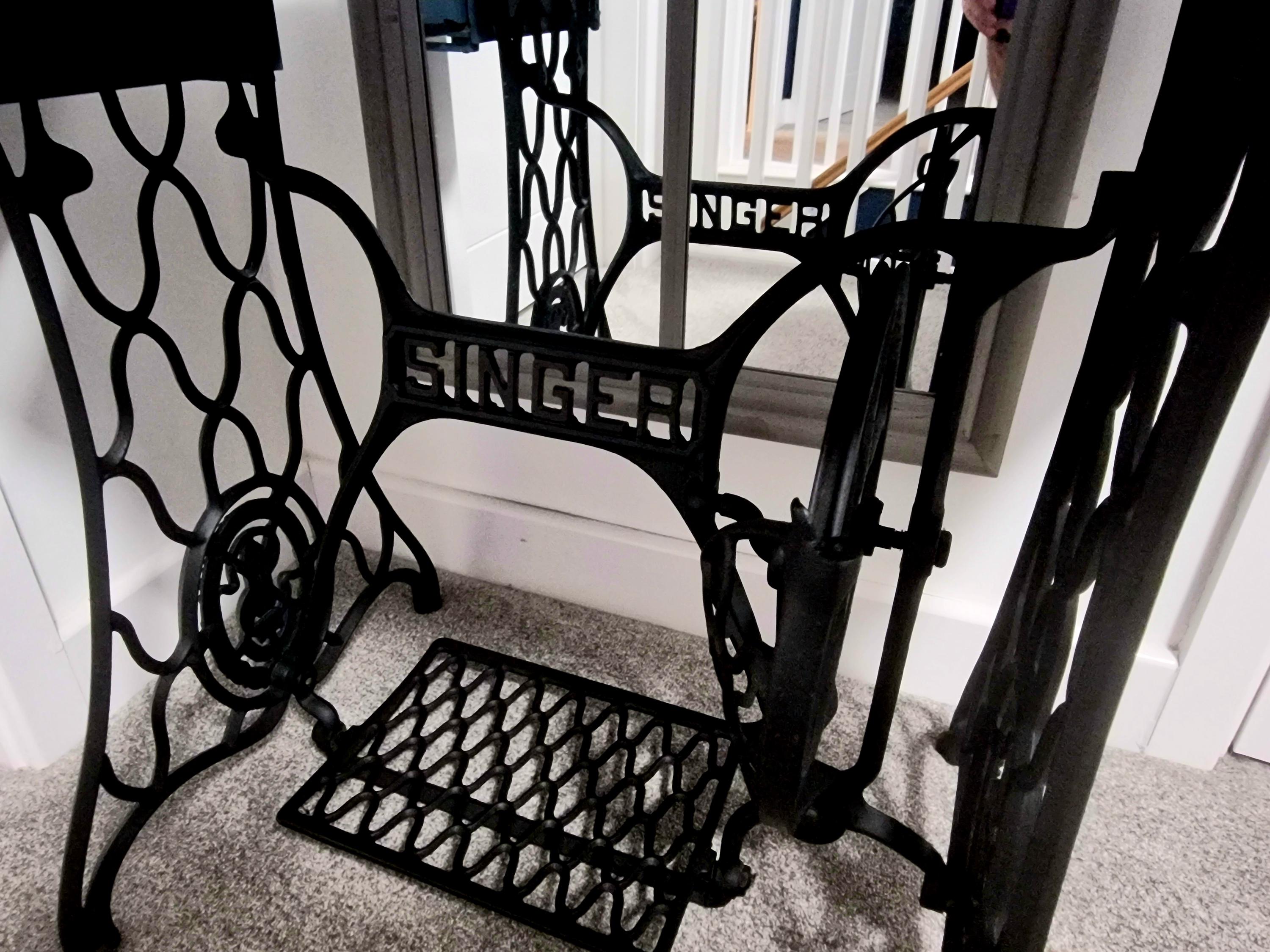 Singer Sewing Machine Hall / Console Table. - Etsy