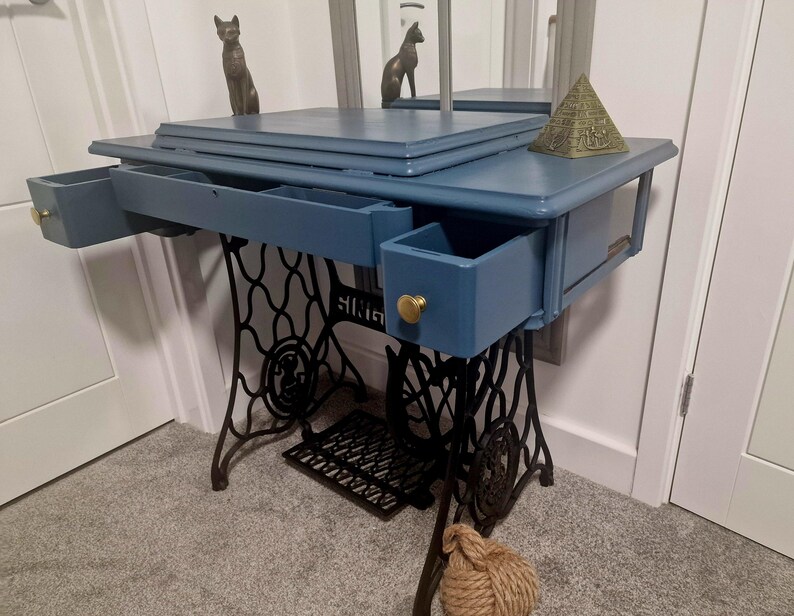Singer Sewing Machine Hall / Console Table. - Etsy