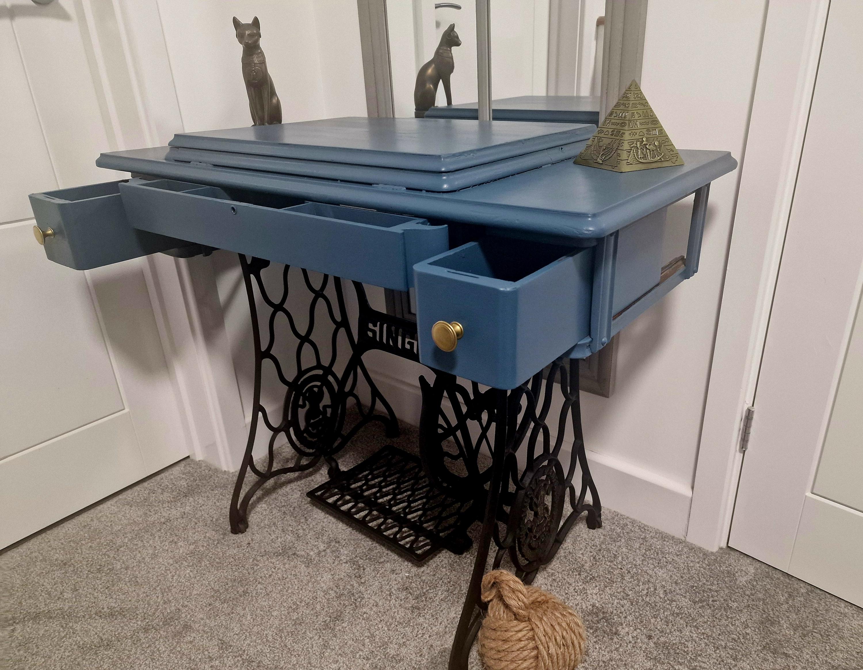 Singer Sewing Machine Hall / Console Table. - Etsy