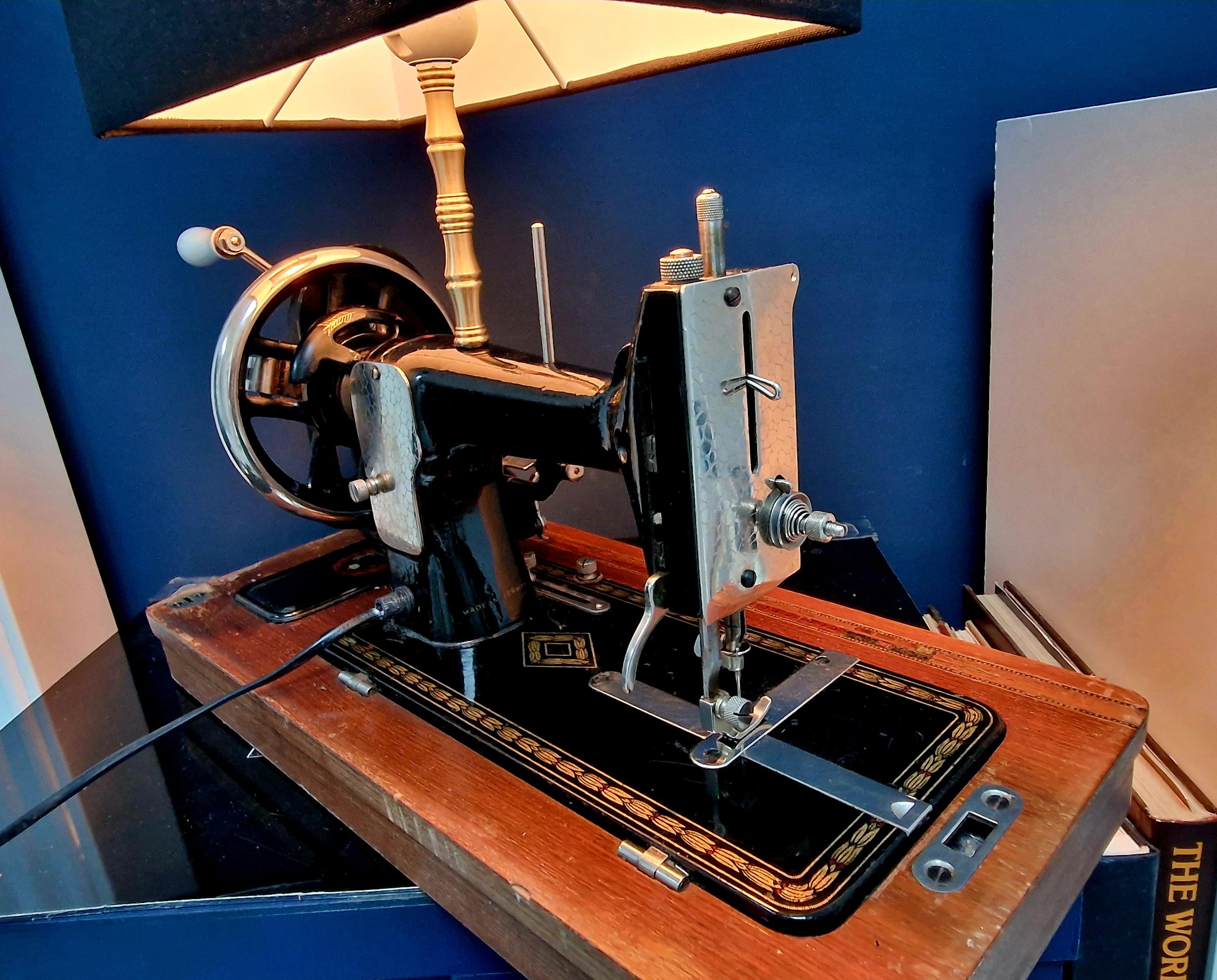 Vintage Sewing Machine Table Lamp German Made Vista - Etsy