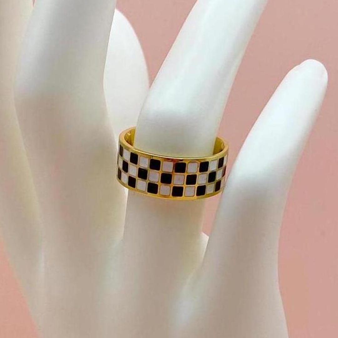 Checkered Band Ring: Black & White Oil Drip Enamel, 18k Gold Plated - Etsy