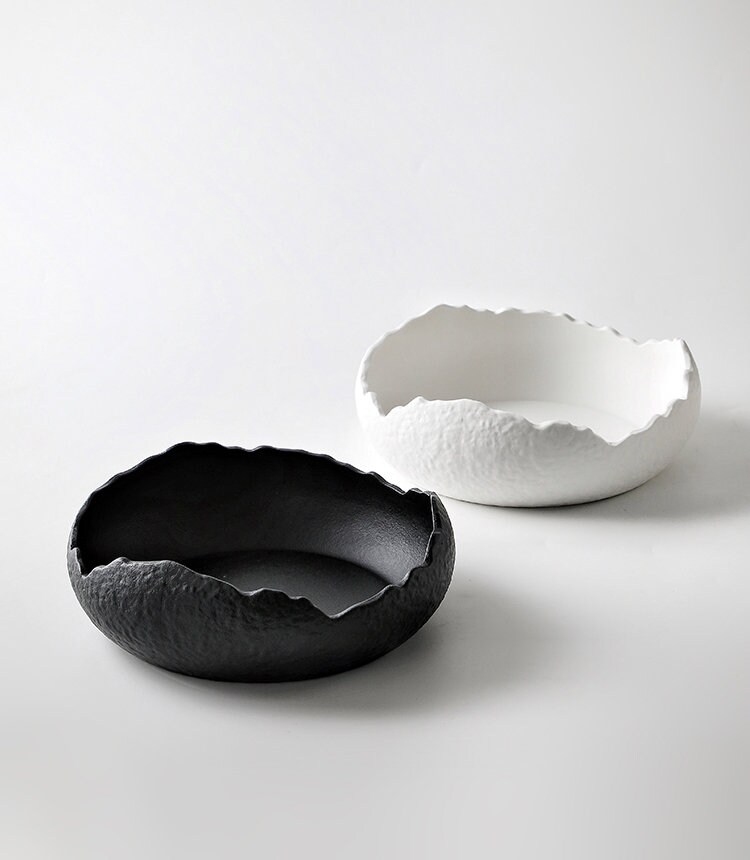 PT107 Chubby Ceramic Dinner Plates for Luxury Dining Experiences ...