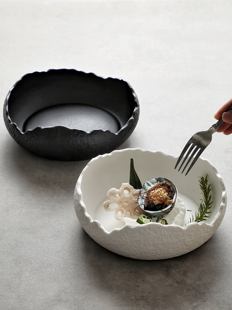 PT107 Chubby Ceramic Dinner Plates for Luxury Dining Experiences ...