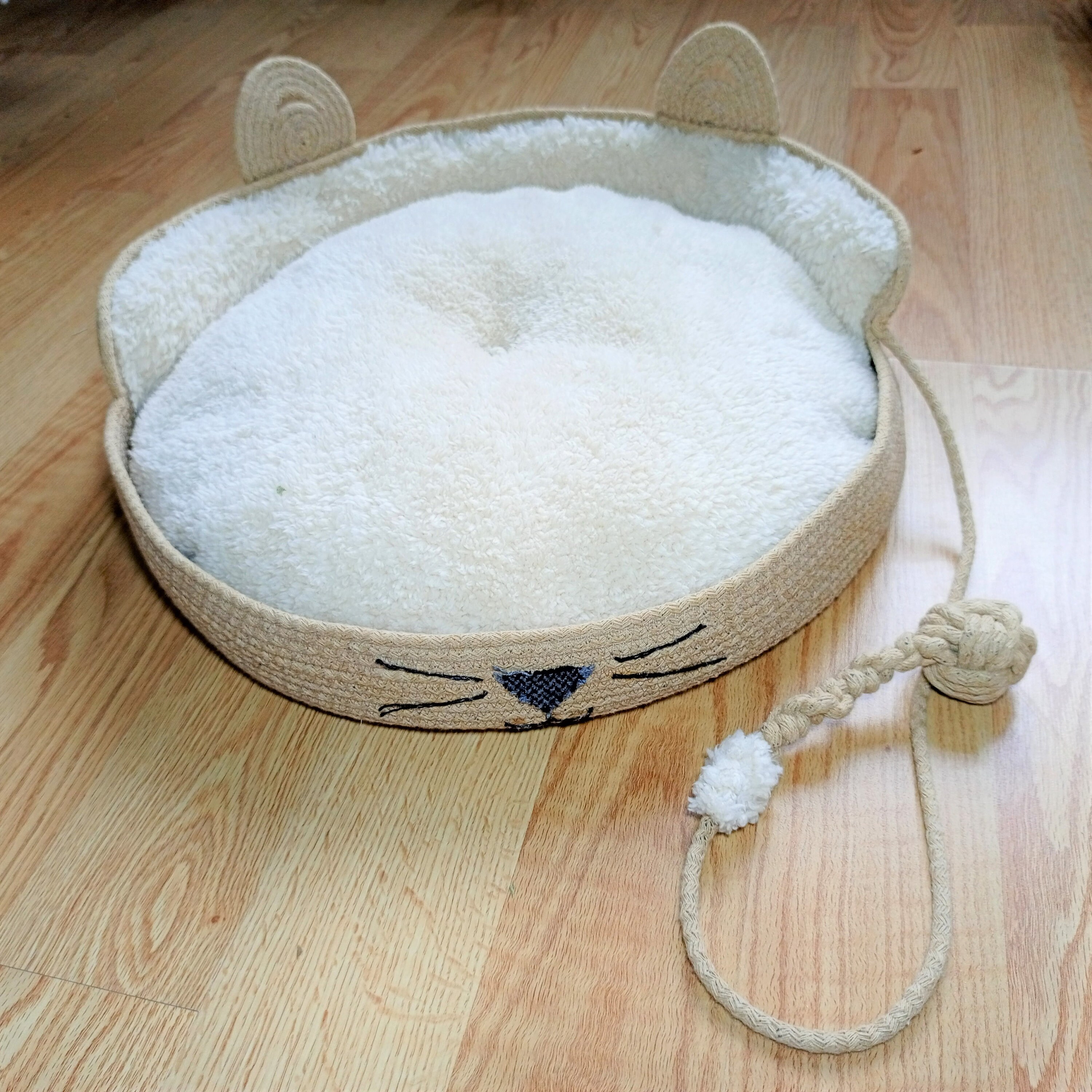Eco-friendly Jute Rope Pet Bed - Personalized, Sustainable Comfort for ...