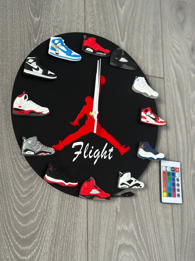 Horloge murale LED 2D à couleur changeante Nike Michael Jordan - Etsy ...