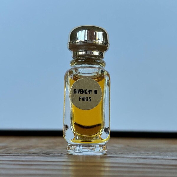 Givenchy - Etsy Australia